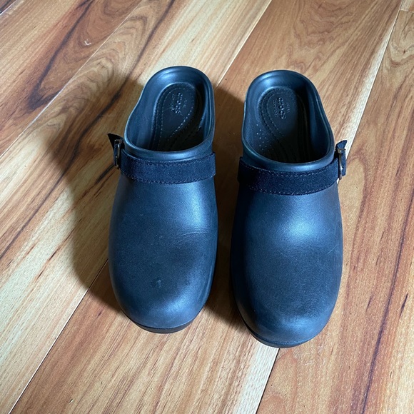 CROCS | Shoes | Crocs Dual Comfort | Poshmark